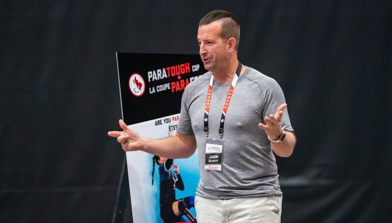 Plus de 30 ans plus tard, Jason Beaman poursuit un autre rêve ...