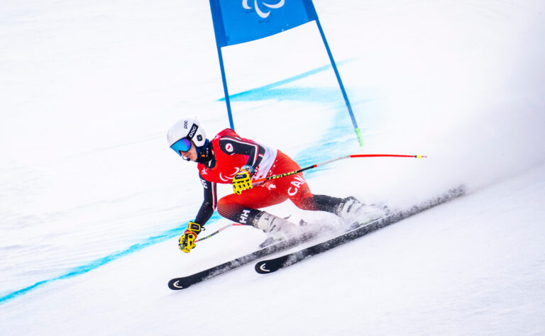 Logan Leach - Comité paralympique canadien
